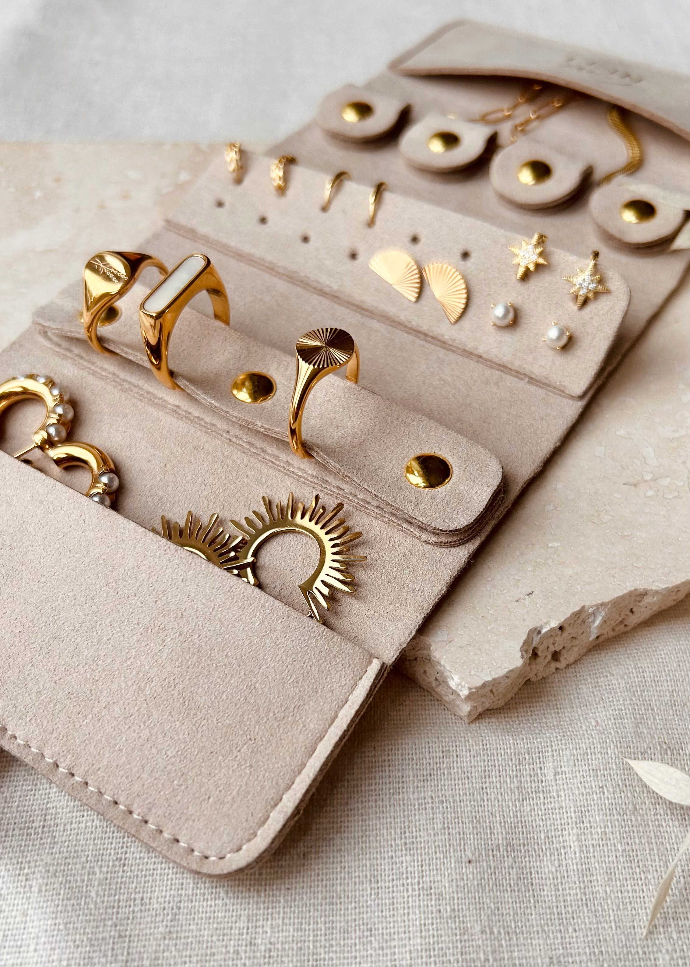 Affordable jewellery designed to last. – Little Nell Jewellery
